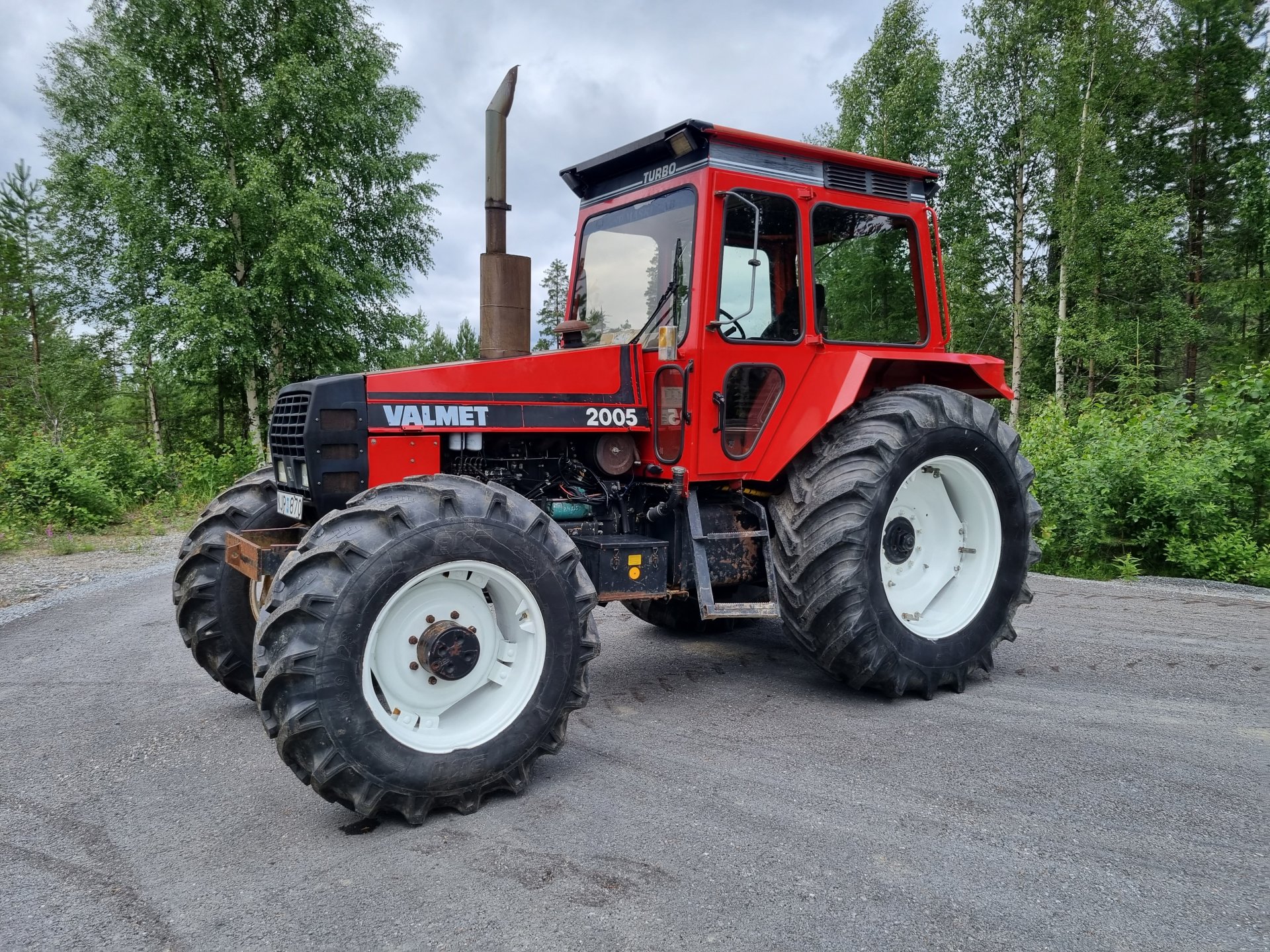 Traktor Valmet 2005 Turbo / Snabbväxel. (613874) - Hitta auktioner på ...